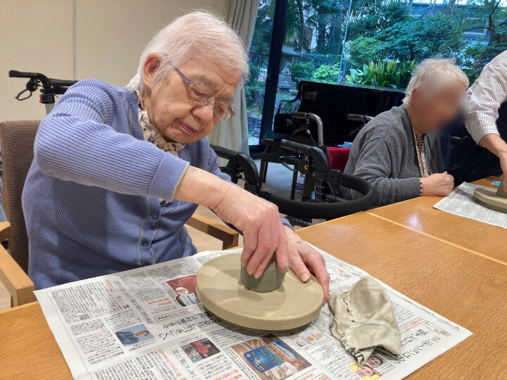 陶芸教室で紡ぐ創作の時間 | ソナーレ浦和のホームブログ